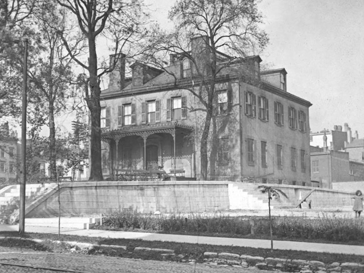 Cincinnati’s Changing Landscape: Lytle Park Neighborhood | More to ...